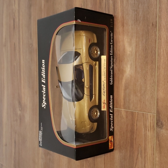Maisto | Toys | Maisto Guldstrand Signature Edition Corvette Collectors ...